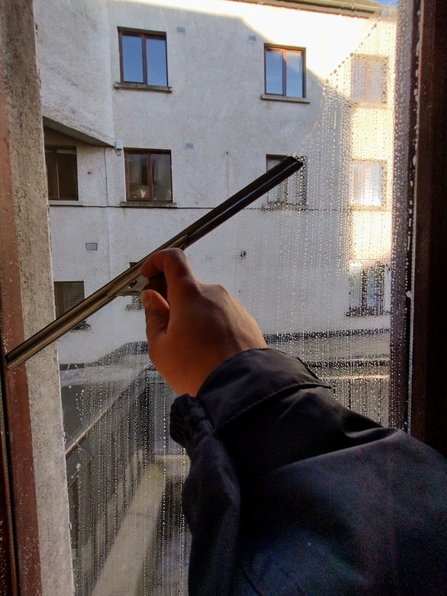 Traditional Method (Window Cleaning) – Blue Sky Cleaning